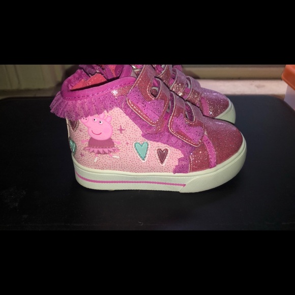 Peppa Pig | Shoes | Peppa Pig Sneakers | Poshmark